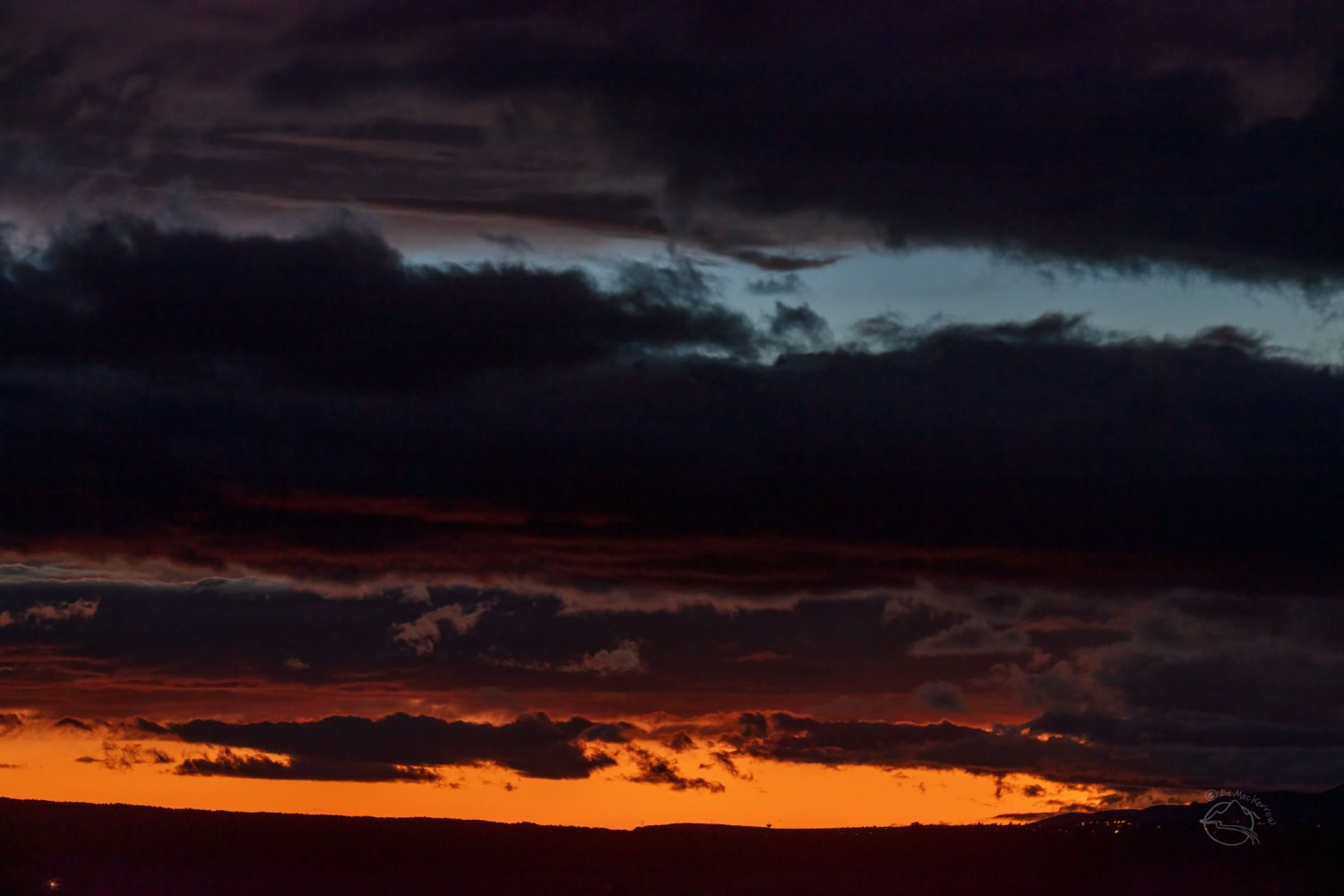 Red sky at morn, sailor take warning; red sky at night, sailor's ...